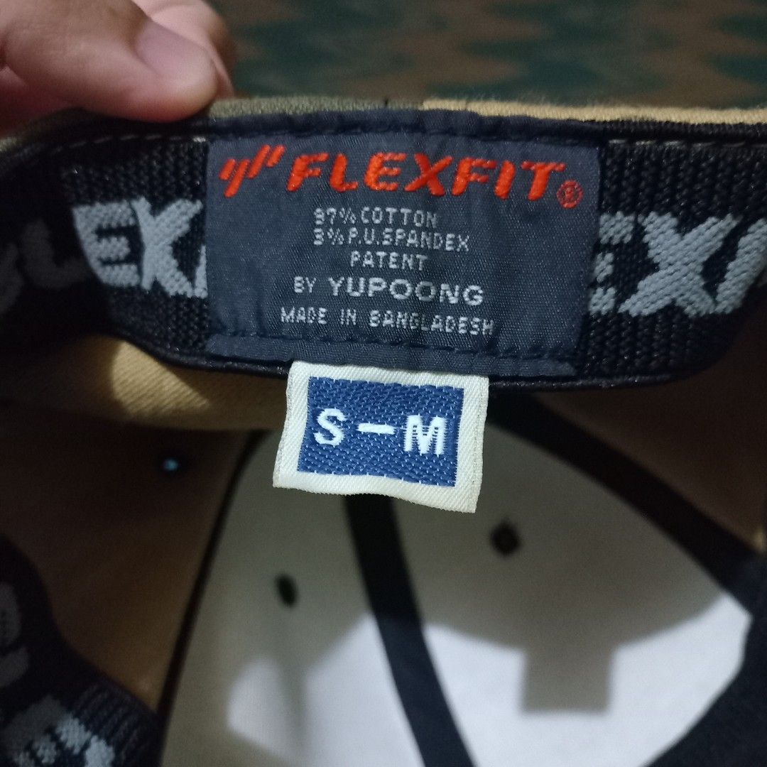 Flexit Cap Patent, Men's Fashion, Watches & Accessories, Caps & Hats on Carousell
