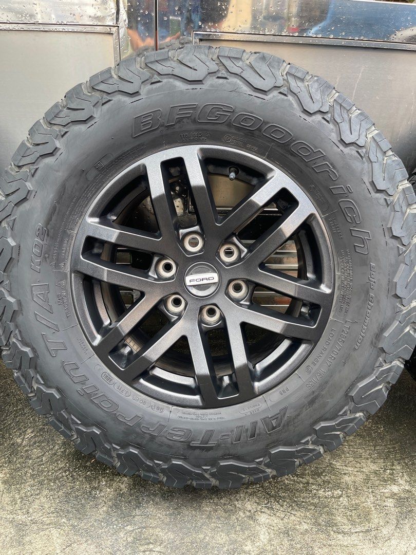 Ford Raptor Mags in Tire stock set 5 pcs size 17 BFG tire KO2 285/70R17 ...