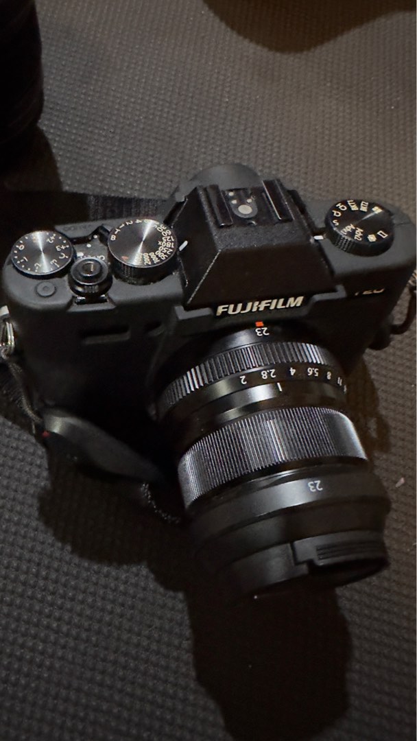 Fuji xt20, Photography, Cameras on Carousell