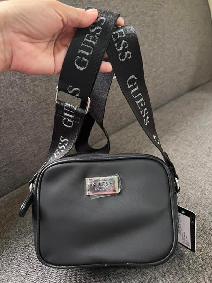 Guess Camera Bag Crossbody, Women's Fashion, Bags & Wallets, Cross-body ...