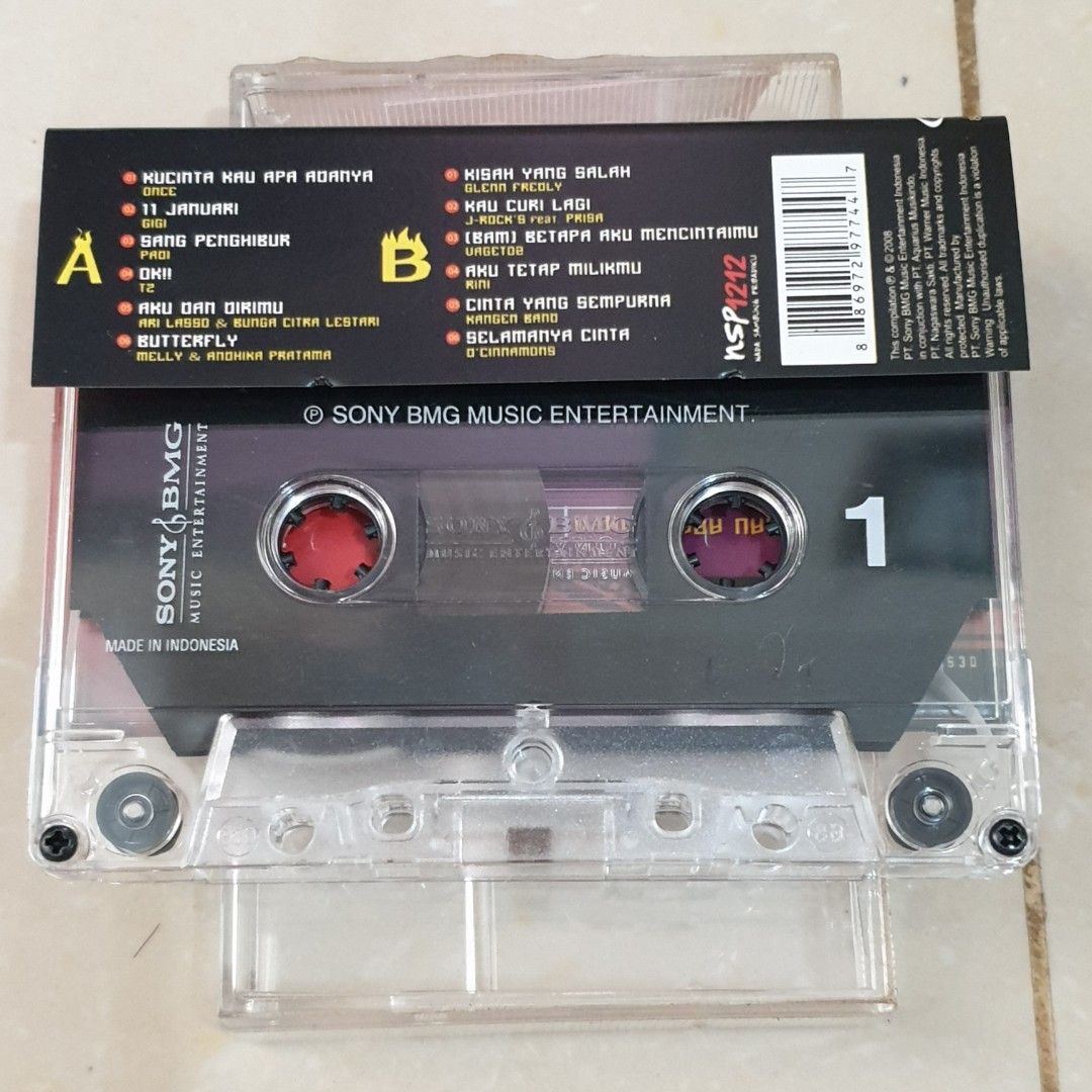 Kaset No 1 Hits Indonesia # 4 Album, Musik & Media, CD, DVD & Lainnya di Carousell