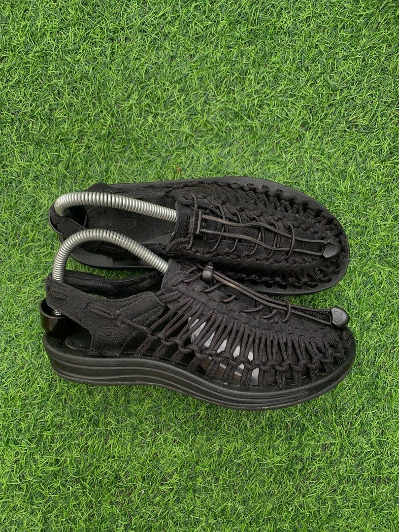 Keen Uneek OG Black Paracord Sandals, Men's Fashion, Footwear, Slippers ...