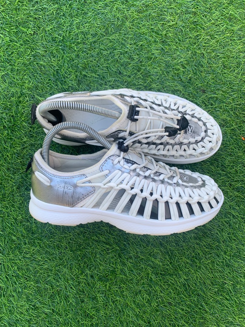 Keen Uneek White Paracord Sandals, Men's Fashion, Footwear, Sneakers on ...