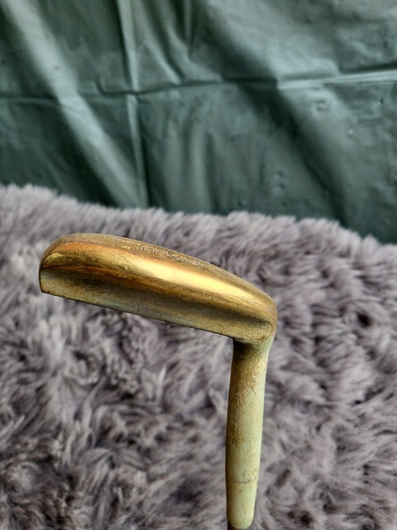 Kenneth Smith Royal Gold Forged 33 inches putter, Sports Equipment ...