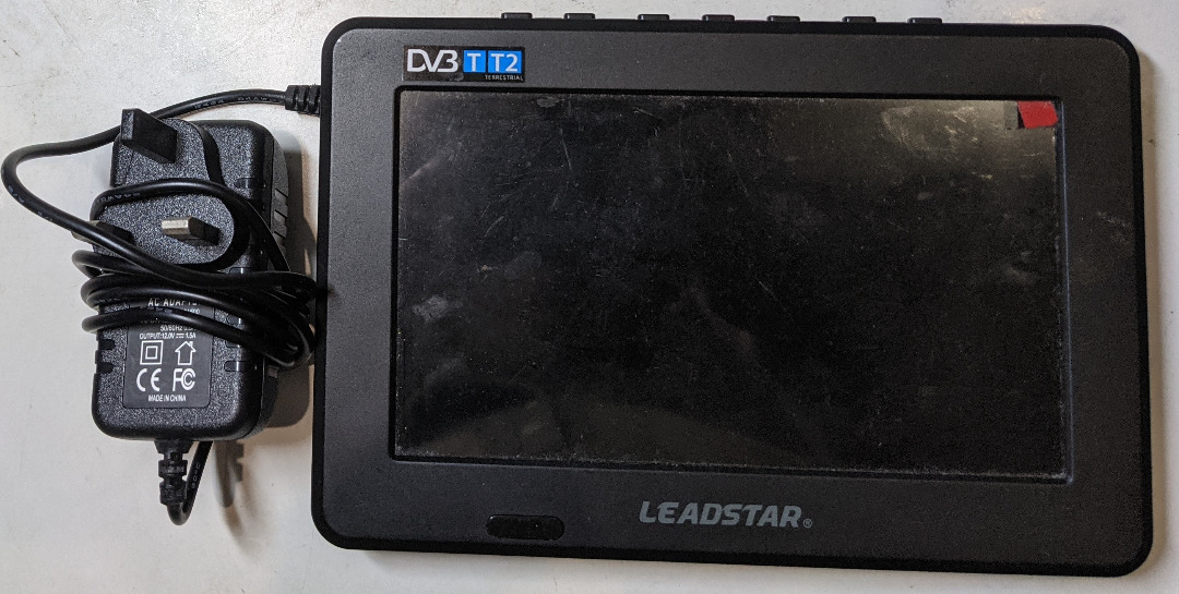 Leadstar 7" LCD with USB/SD Card Media Player, Mobile Phones & Gadgets, Other Gadgets on Carousell
