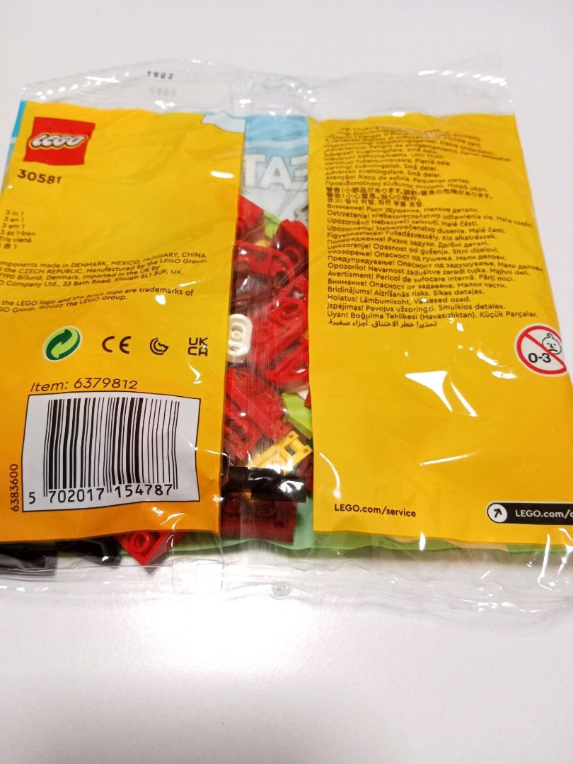 Lego 30581 - Tropical Parrot, Hobbies & Toys, Toys & Games on Carousell