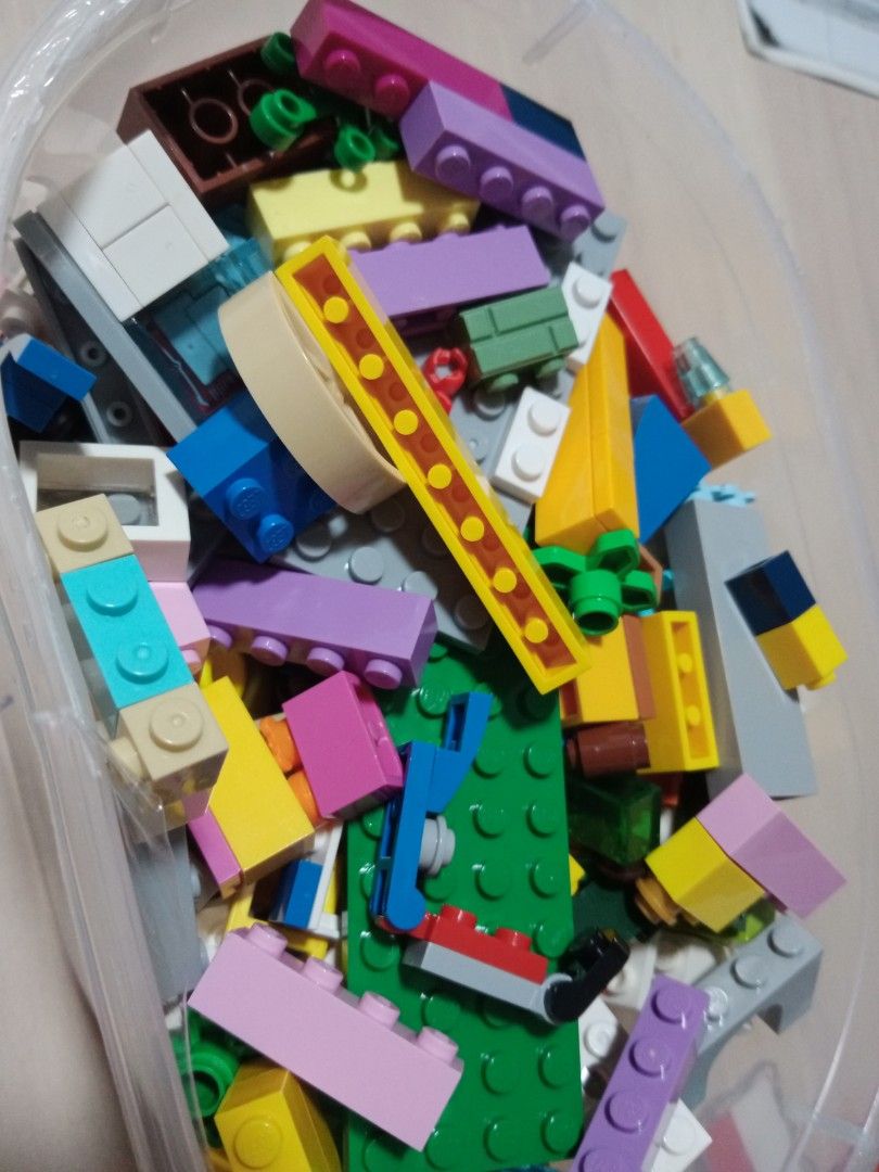 Lego bricks for 4 yo and above, Hobbies & Toys, Toys & Games on Carousell