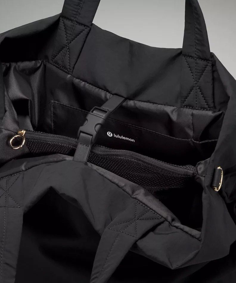 LULULEMON On My Level Bag 2.0 19L in Black, Computers & Tech, Parts ...