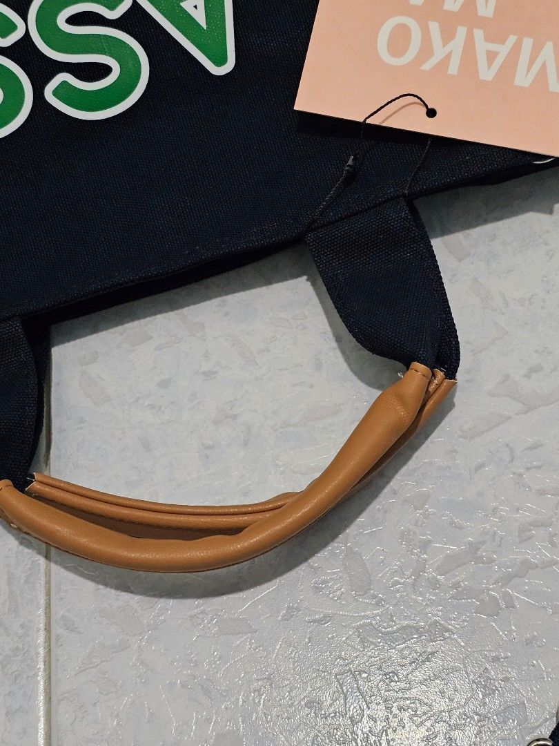 Mako Maki (korea) Sling Bag with metal buckle, Women's Fashion, Bags ...