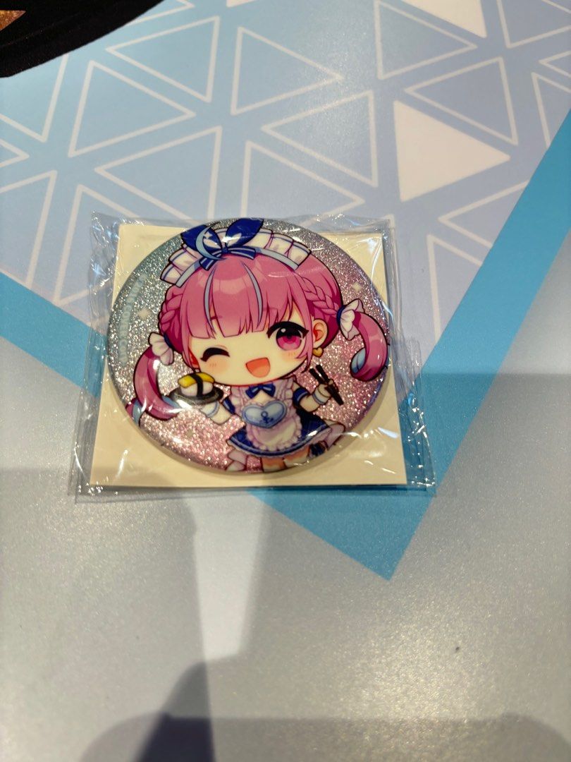 Minato Aqua chibi can badge from aniplus, Hobbies & Toys, Memorabilia ...
