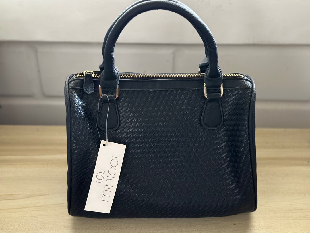 Minicci Doctor’s bag, Women's Fashion, Bags & Wallets, Tote Bags on ...