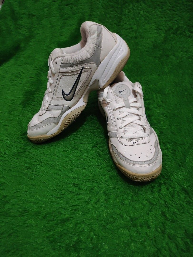Nike City Court 3, Fesyen Pria, Sepatu , Lainnya di Carousell
