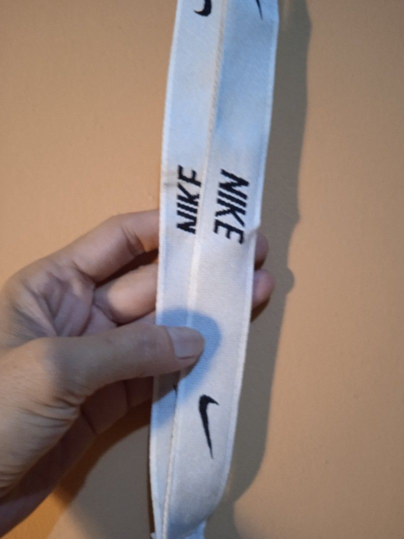 Nike lanyard ID Card / Name Tag Hanger Tali Gantungan, Serba Serbi ...