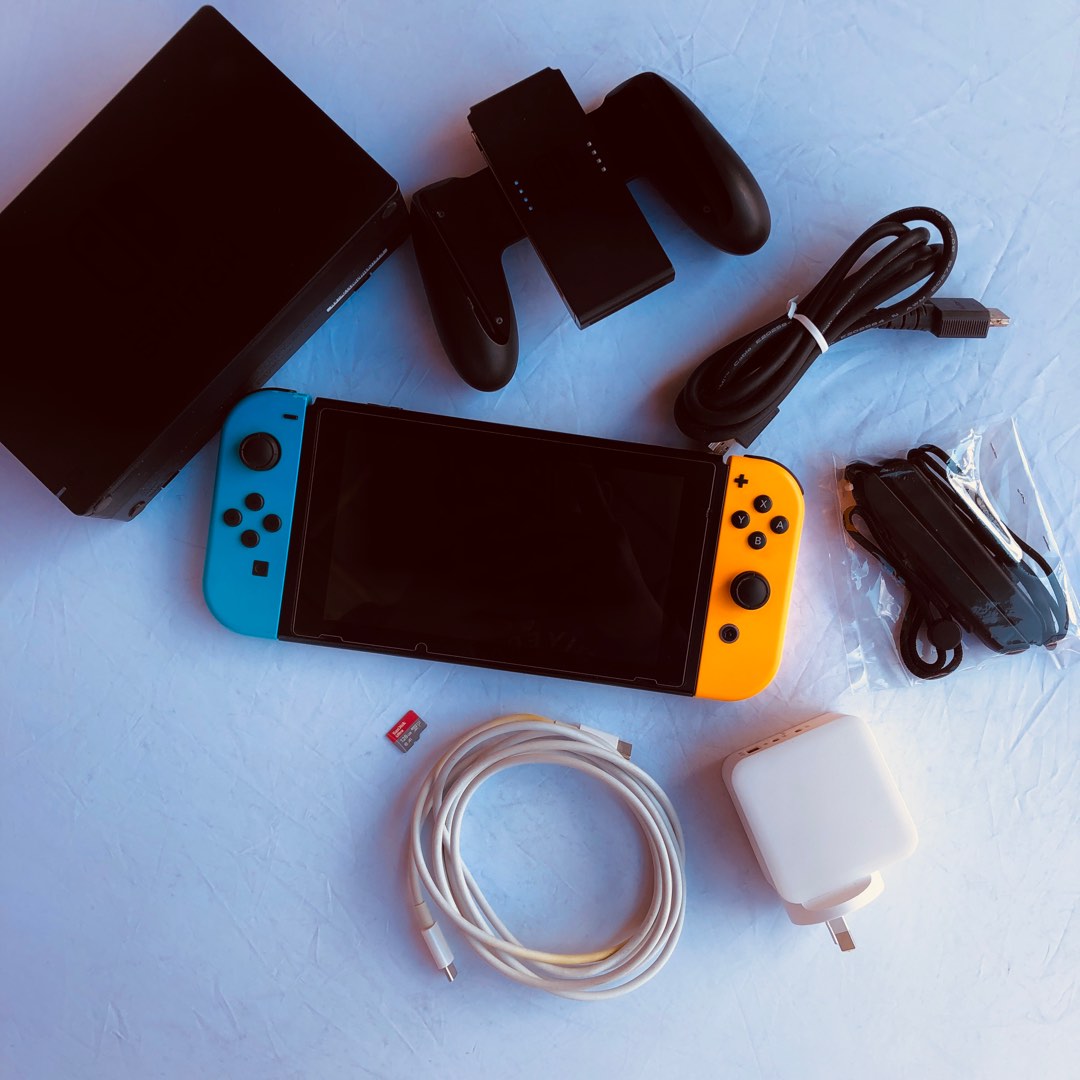 Nintendo Switch V1 Unpatched modded, Video Gaming, Video Game Consoles ...