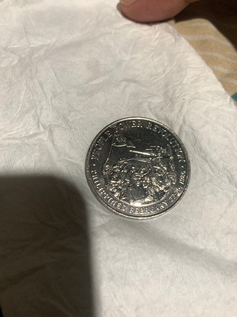 people power revolution 10 peso coin 1988, Hobbies & Toys, Memorabilia ...