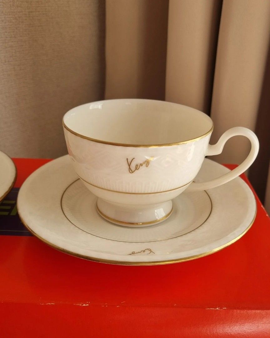 Rare Kenzo Classic White w/ Gold Rim Tea Cup Set Footed, Furniture ...