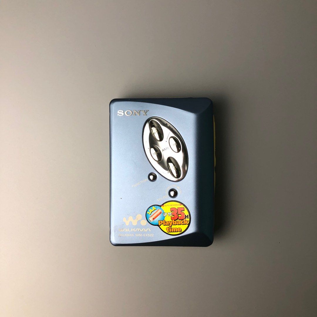 RARE Sony walkman ex-522, TV & Home Appliances, TV & Entertainment, Blu ...