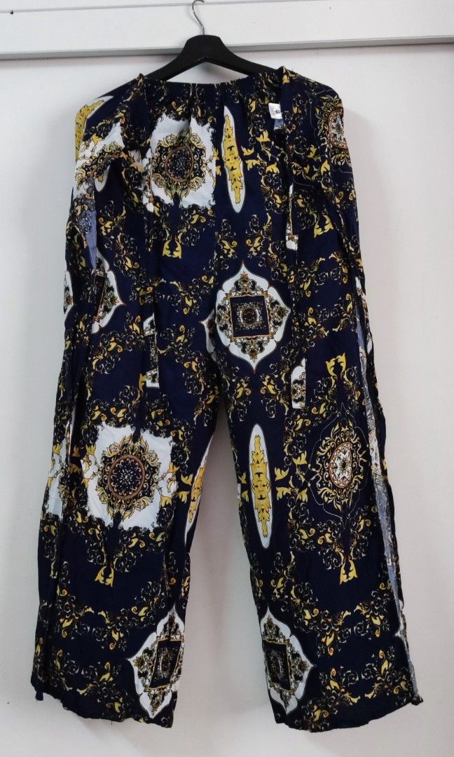 Seluar kai besar pantai made in bali, Women's Fashion, Bottoms, Other ...