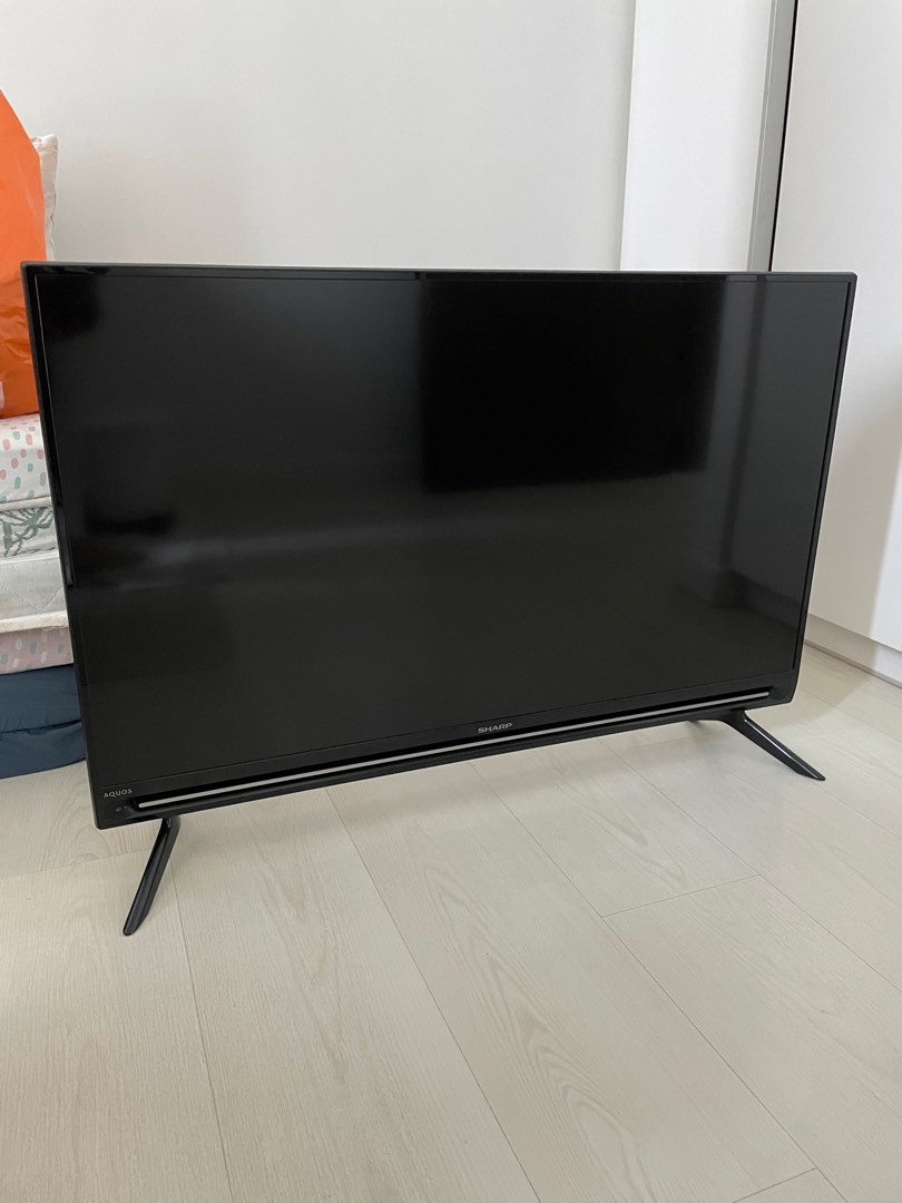 Sharp 42 inch TV, TV & Home Appliances, TV & Entertainment, TV on Carousell