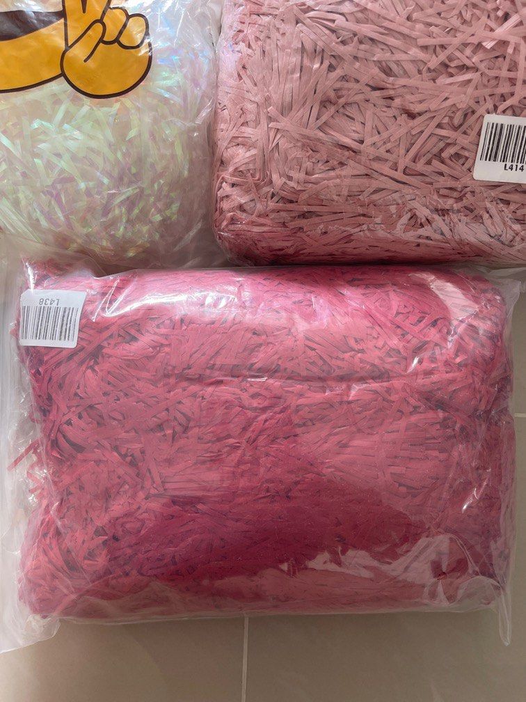 Shredded Paper Gift Packaging Stuffing Paper, Hobbies & Toys ...