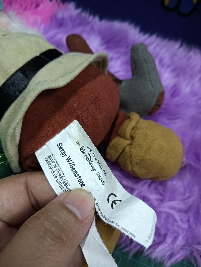 Sleepy W/Gemstone Dwarf, Hobbies & Toys, Toys & Games on Carousell