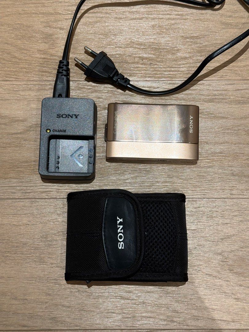 Sony Cybershot DSC-TX1 Digital Camera, Photography, Cameras on Carousell
