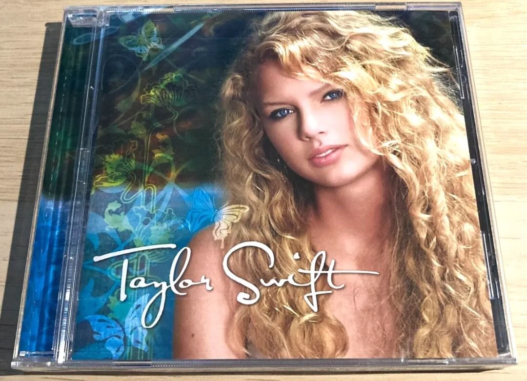 Taylor Swift : Self Titled First Album (Standard Edition) + Enhanced ... Taylor Swift : Self Titled First Album (Standard Edition) + Enhanced ...