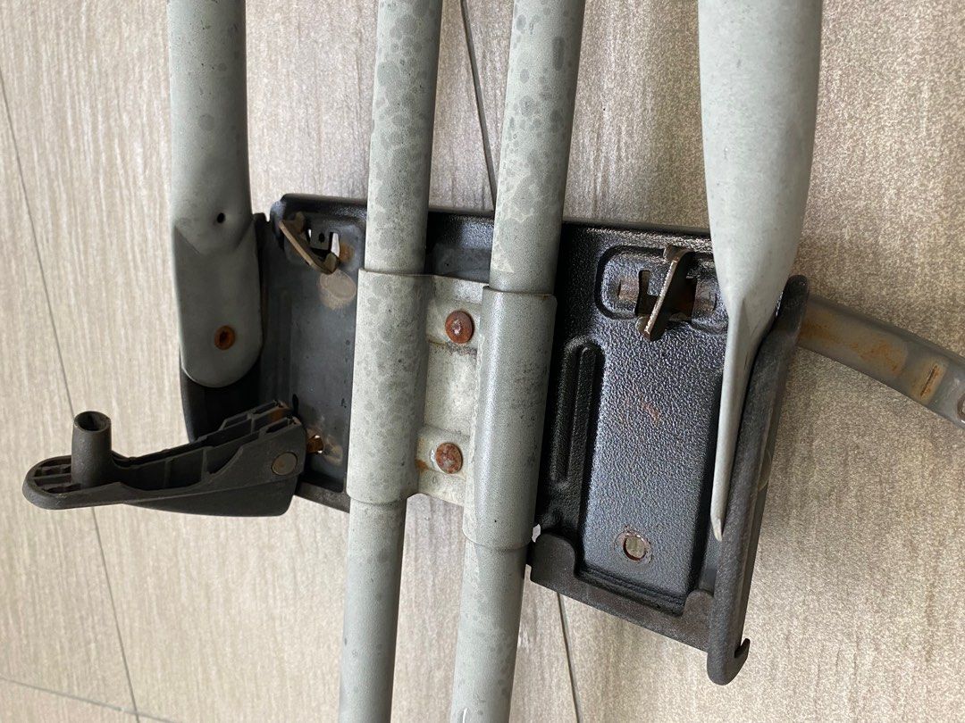 Thule bike carrier, Sports Equipment, Bicycles & Parts, Bicycles on Carousell