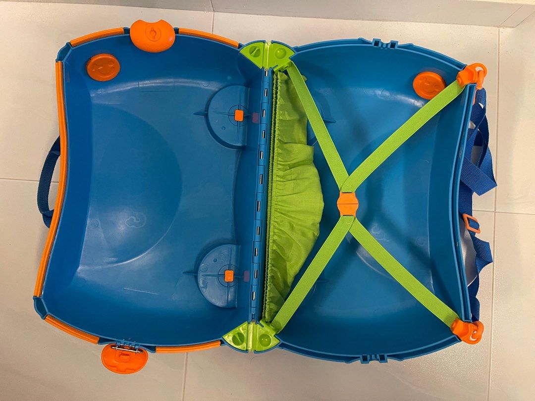 Trunki Ride-On Suitcase Luggage, Babies & Kids, Going Out, Other Babies ...