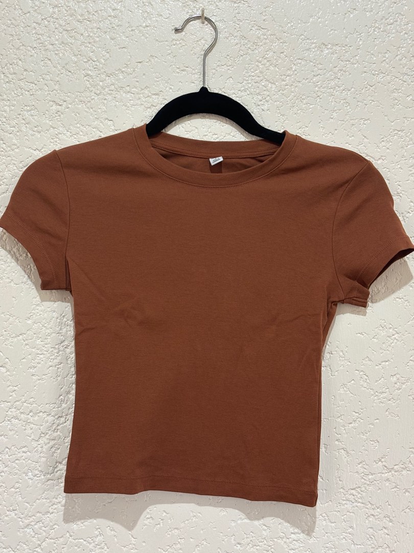 Uniqlo Rust Top, Women's Fashion, Tops, Shirts on Carousell
