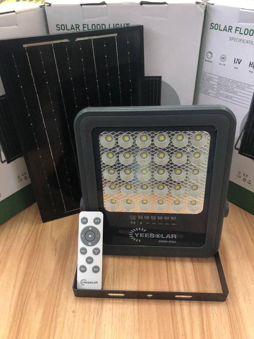 YEELITE SOLAR FLOODLIGHT 200W(TTK09), Furniture & Home Living, Lighting ...