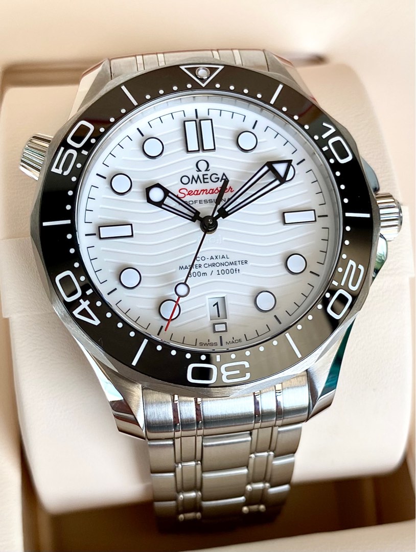 2022 Omega Seamaster Professional 300m “Great White” Ref. 210.30.42.20 ...
