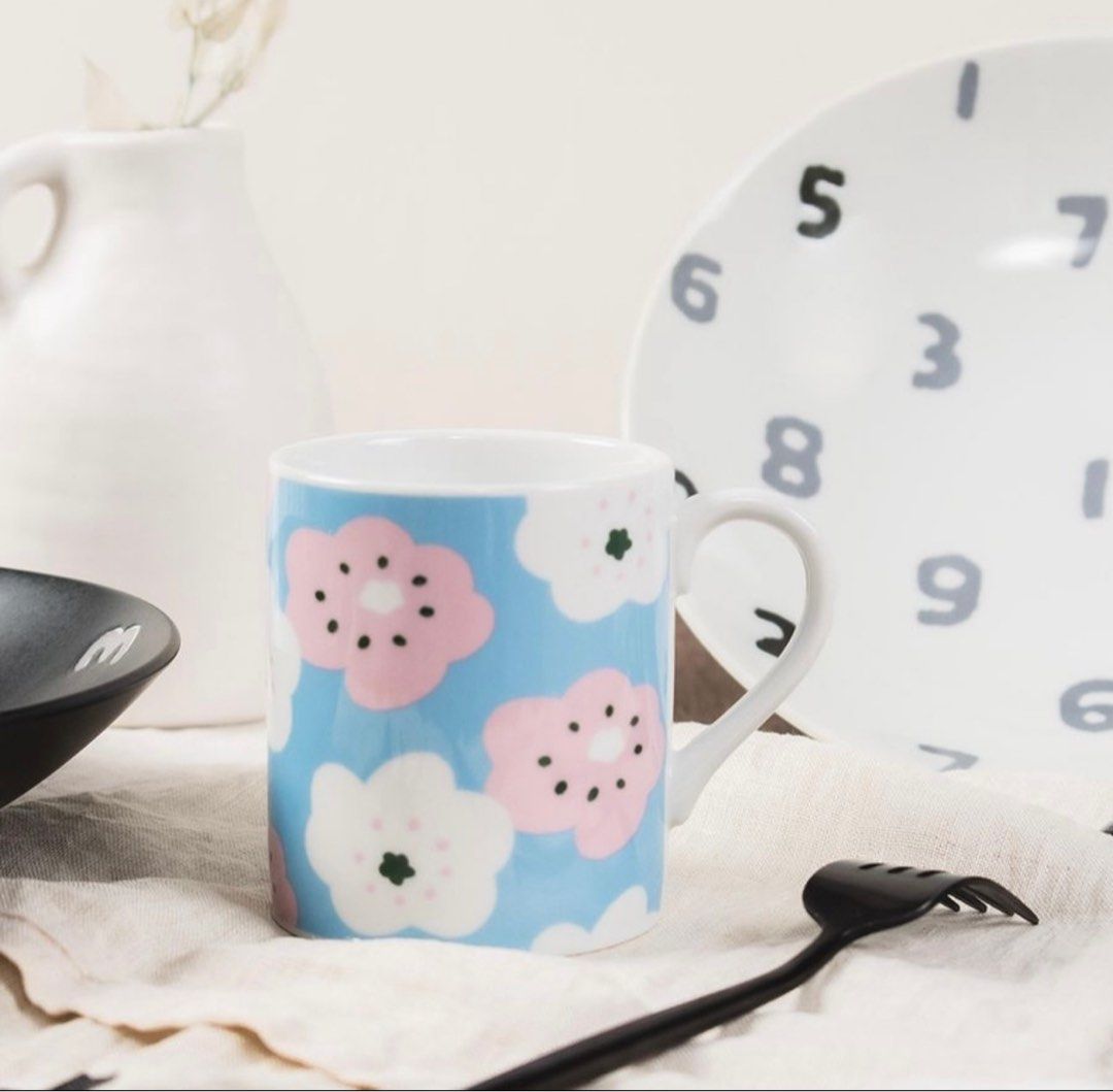 台灣代購 Sou Sou x SOU . SOU x 三鄉陶器 微笑 對杯組/2入, 傢俬＆家居, 廚具和餐具, 茶具配件 - Carousell