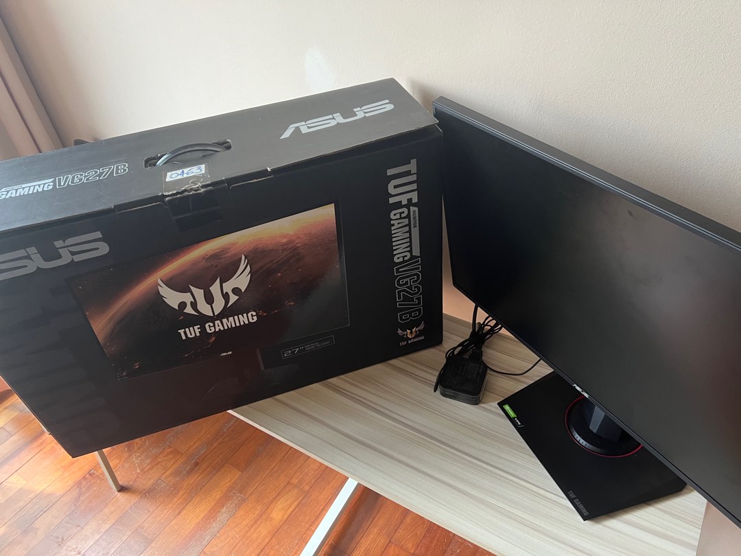 Asus KG271 gaming monitor 27 inch 144Hz 1ms response time, Computers ...