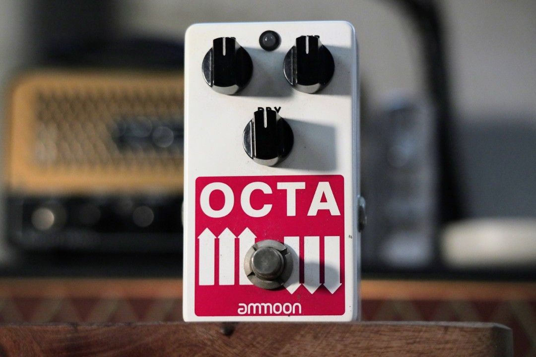 Ammoon Octa Octave Guitar Pedal, Hobbies & Toys, Music & Media, Musical ...