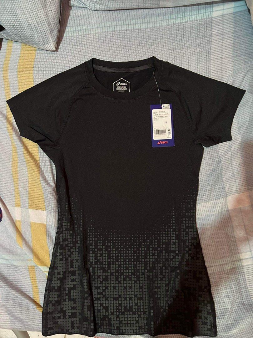 ASICS short sleeve compression shirt, Women's Fashion, Tops, Others ...