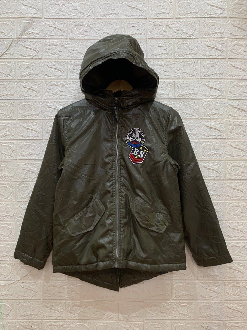 Batsu studio military smart style puffer jacket, Fesyen Pria, Pakaian ...