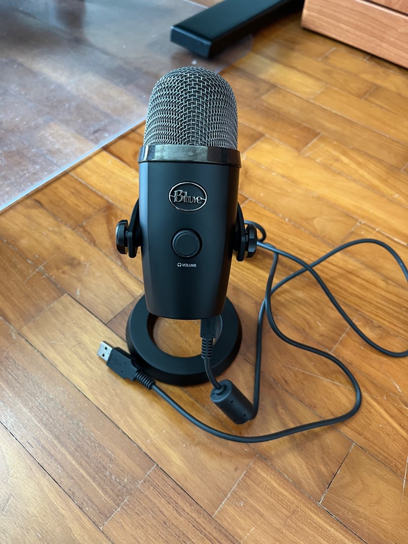Blue Yeti Microphone Mini, Black, Audio, Microphones on Carousell