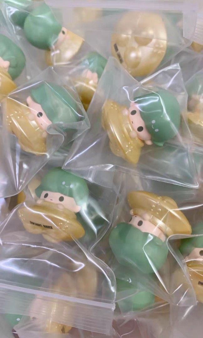 [BRAND NEW! POPMART] POPMART EXCLUSIVE LIMITED EDITION LIGHTNING FAST ...