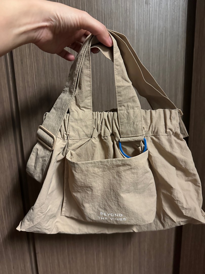 BTV XS Dumpling, Women's Fashion, Bags & Wallets, Shoulder Bags on ...