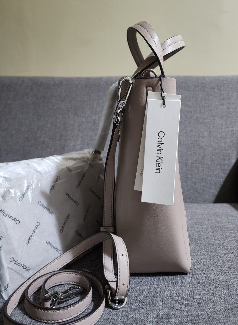 Calvin Klein (CK) Quinn North/South Tote Crossbody Bag, Women's Fashion ...