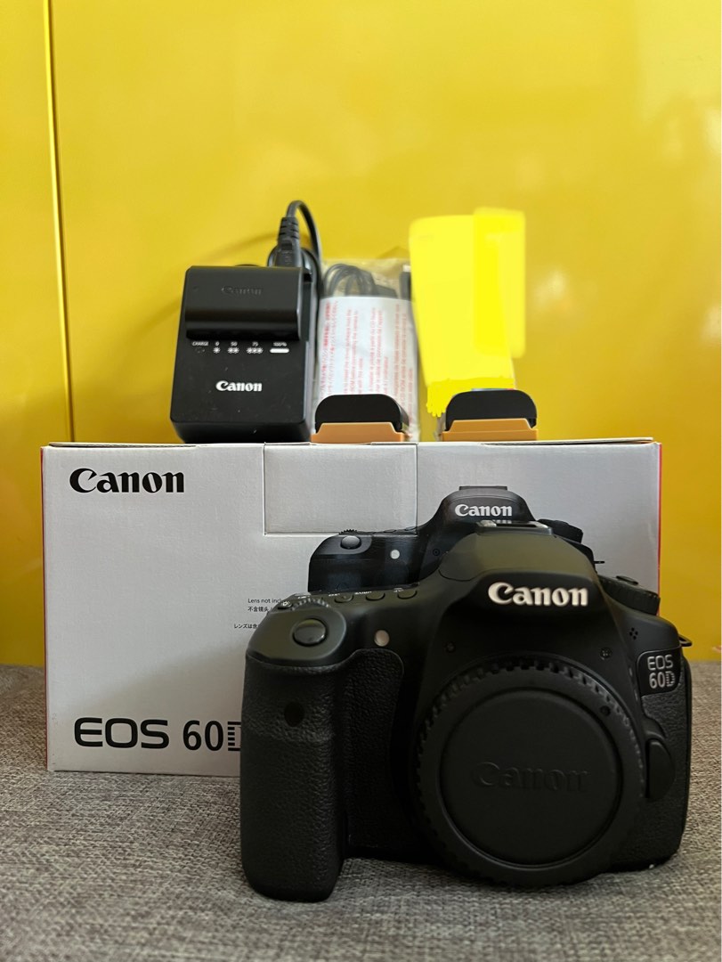 Canon EOS 60D DSLR - 14k+ shutter count, Photography, Cameras on Carousell