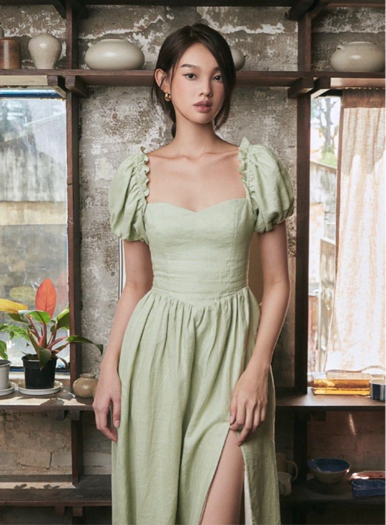 Caramel Monster Kat Midi Dress in Tea, Women's Fashion, Dresses & Sets ...