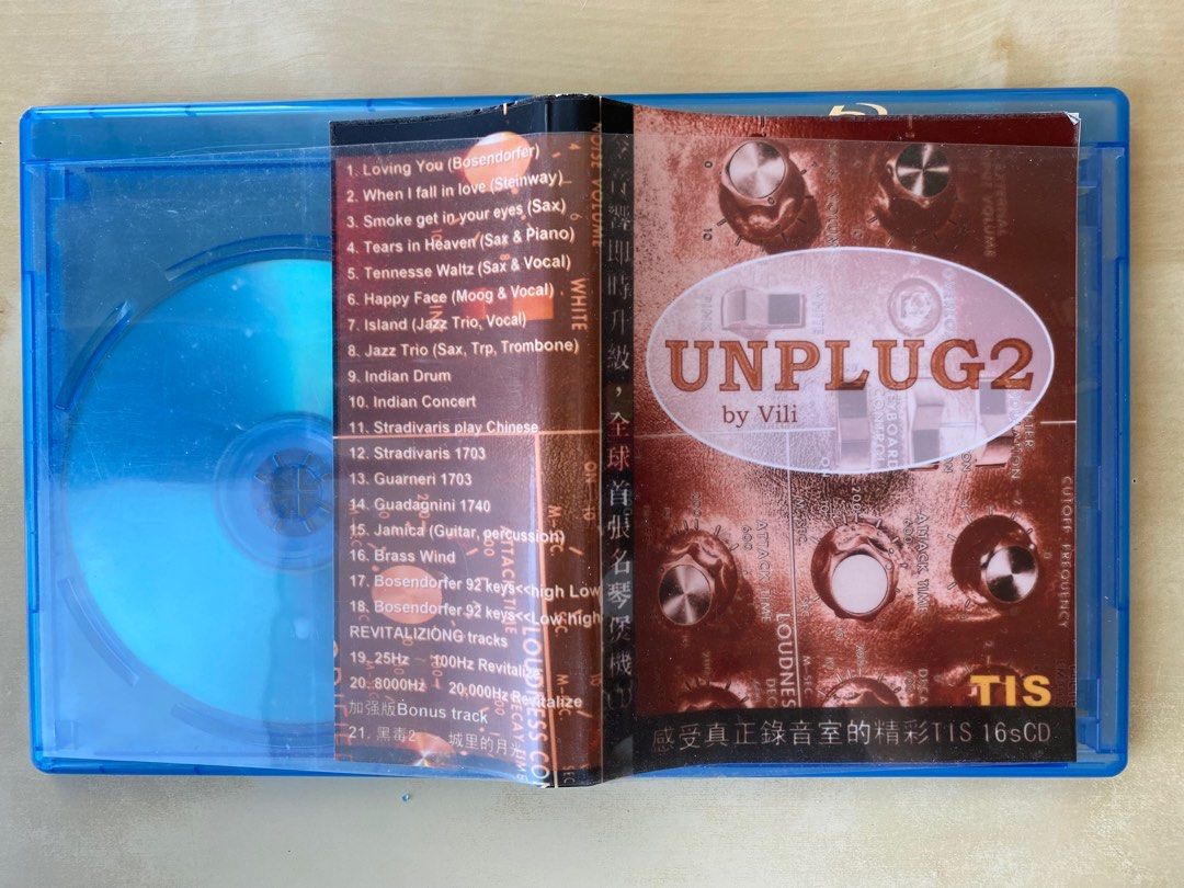CD｜Unplug 2 by Vili TIS, 興趣及遊戲, 音樂、樂器 & 配件, 音樂與媒體 - CD 及 DVD - Carousell