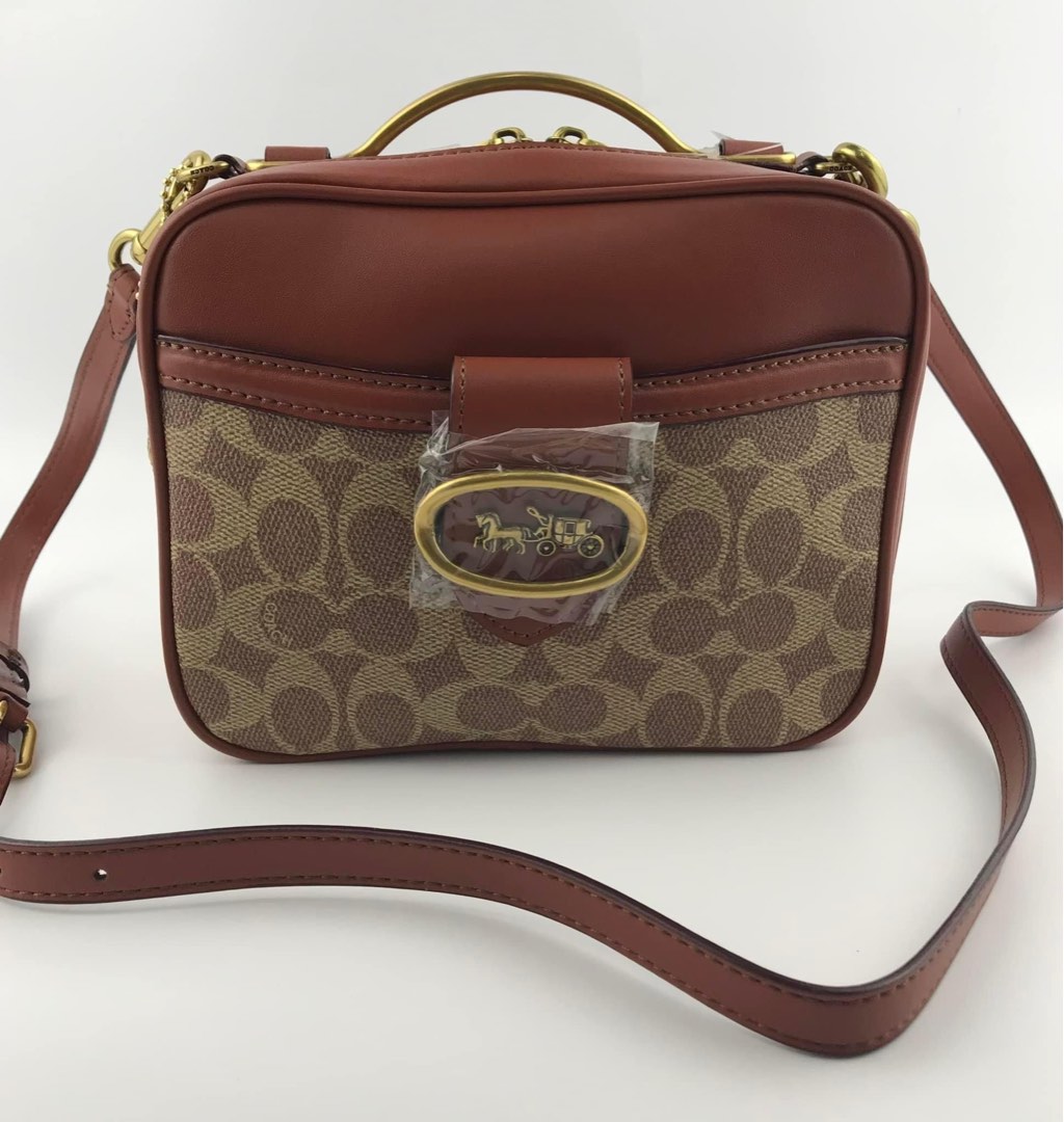 Coach riley lunchbox bag, Women's Fashion, Bags & Wallets, Cross-body ...