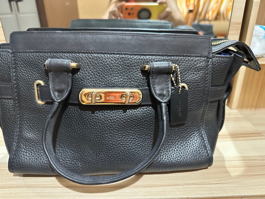 Coach swagger, Women's Fashion, Bags & Wallets, Tote Bags on Carousell