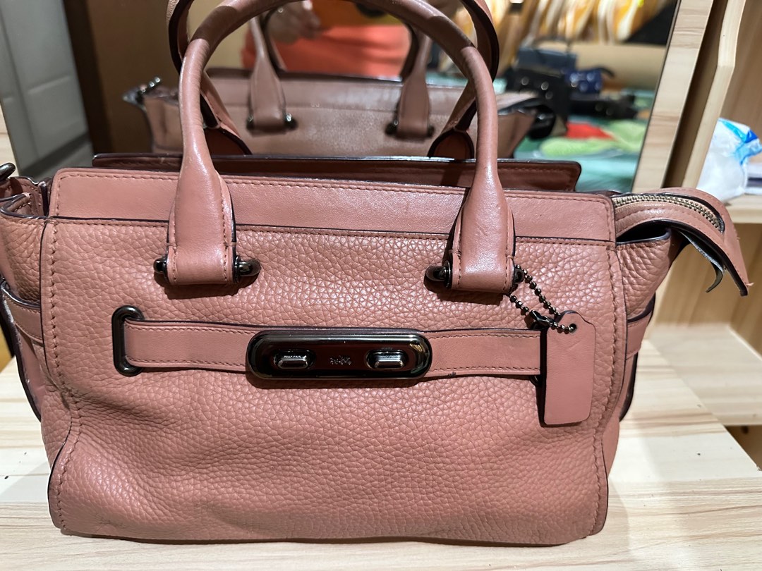 Coach swagger, Women's Fashion, Bags & Wallets, Clutches on Carousell