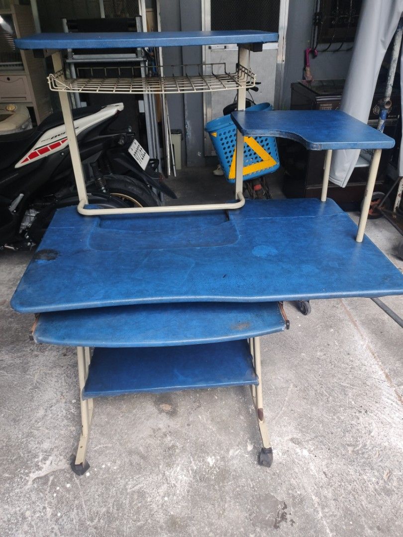 Computer Table Computers And Tech Parts And Accessories Other Accessories On Carousell