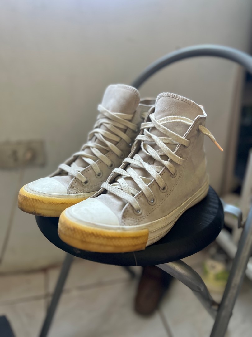 Converse High Cut, Women's Fashion, Footwear, Sneakers on Carousell