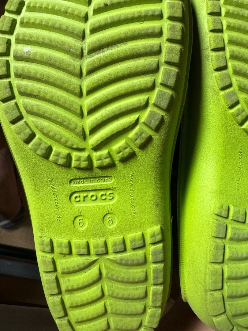 Crocs, Men's Fashion, Footwear, Slippers & Slides on Carousell